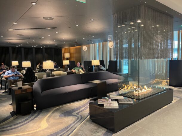 Review: American Airlines Admirals Club Denver (DEN) - Live and Let's Fly