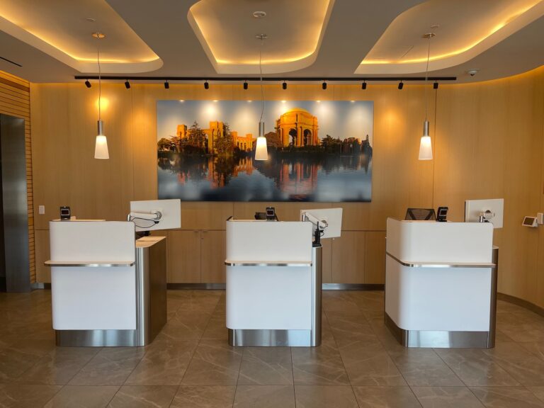 Review: American Airlines Admirals Club San Francisco (SFO) - Live and ...