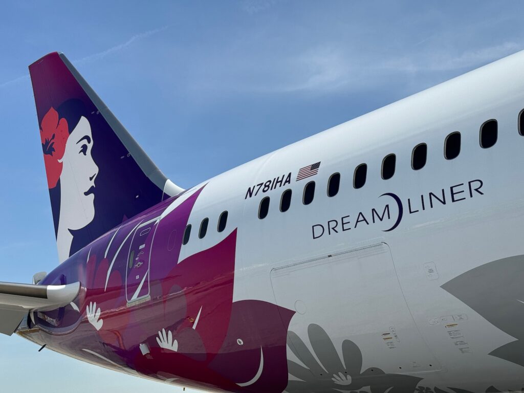 First Look: Hawaiian Airlines 787-9 - Live and Let's Fly