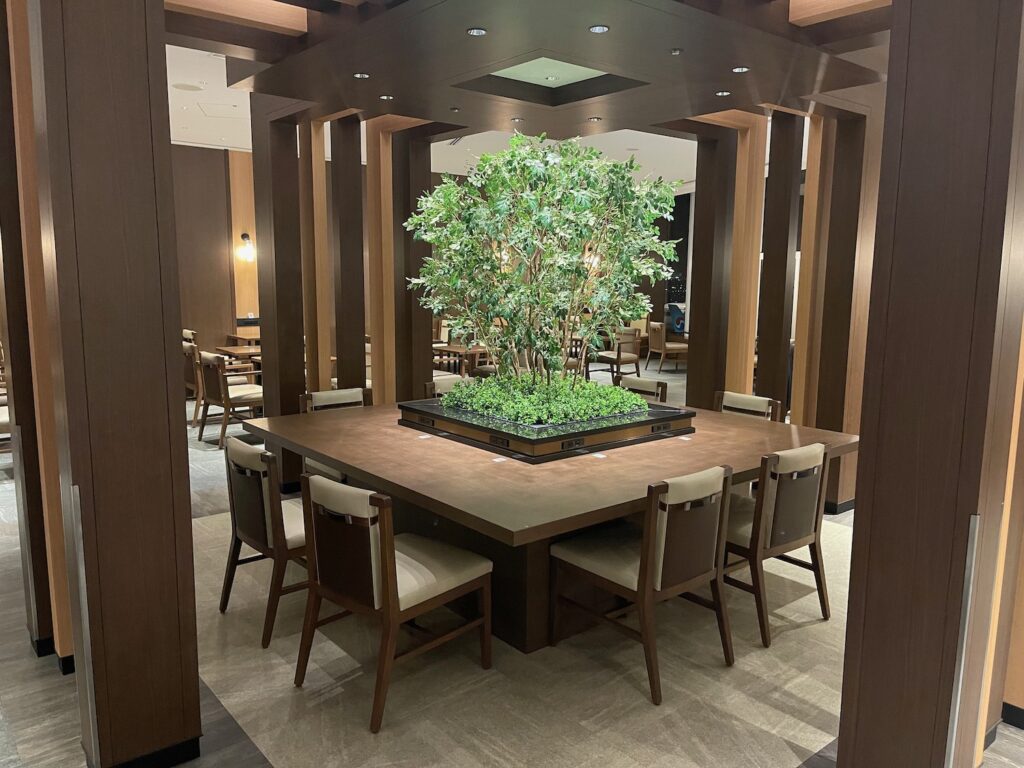 Review: JAL Sakura Sky View Lounge Tokyo Haneda (HND) - Live and Let's Fly