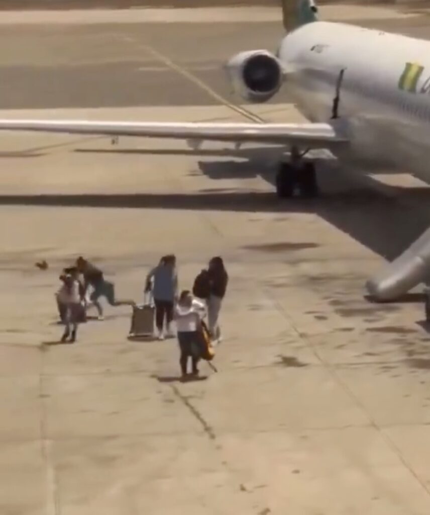 Emergency Evacuation: Passengers & Carry-On Bags in 2025