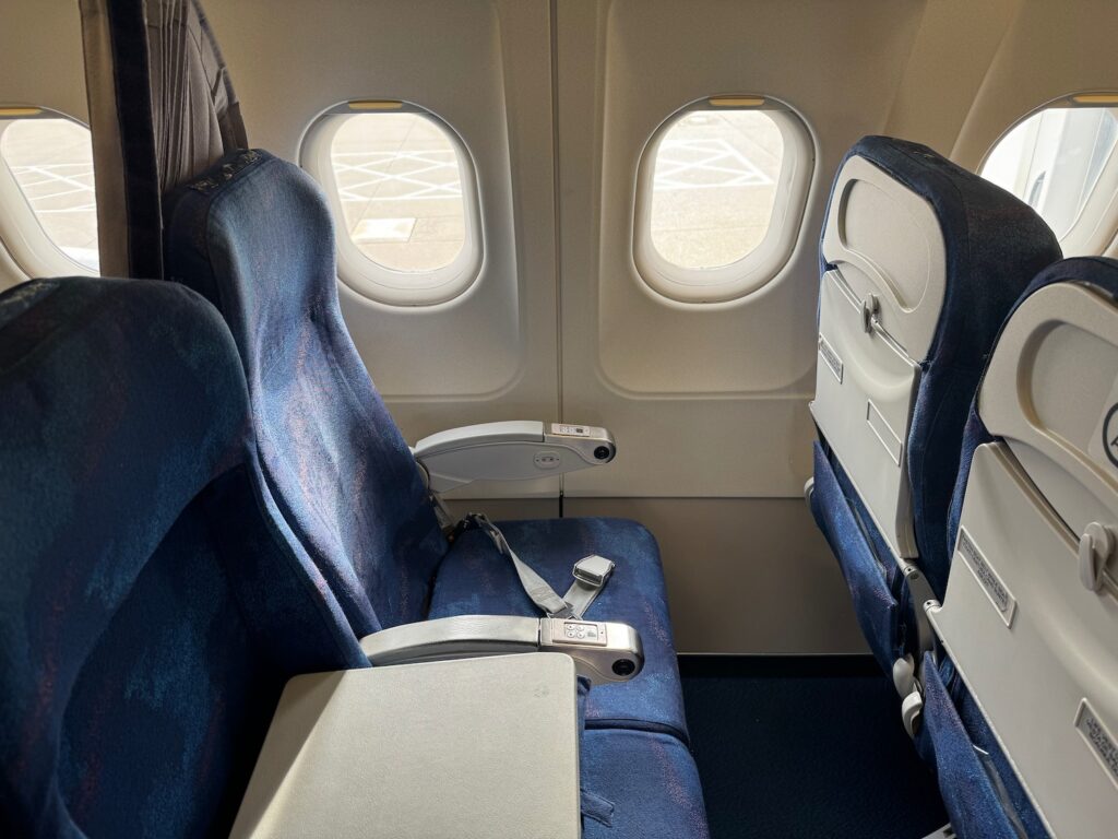 How A Flight Attendant Turned My Economy Class Seat Into A Business ...