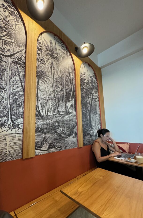 Great Coffee in Papeete: Live and Let's Fly Review
