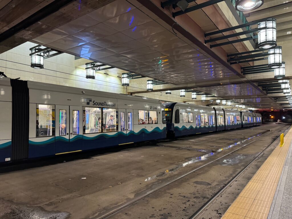 My (Mis)Adventures On Sound Transit In Seattle... - Live and Let's Fly