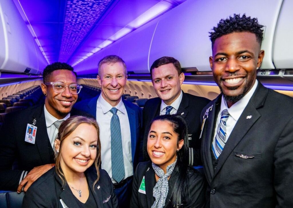 United Airlines CEO Calls United States "The Greatest Country In The ...