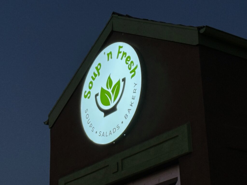 Why A Southern California Salad Bar Made My Day - Live and Let's Fly