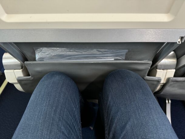 Review: TAROM ATR 72-500 Business Class - Live and Let's Fly