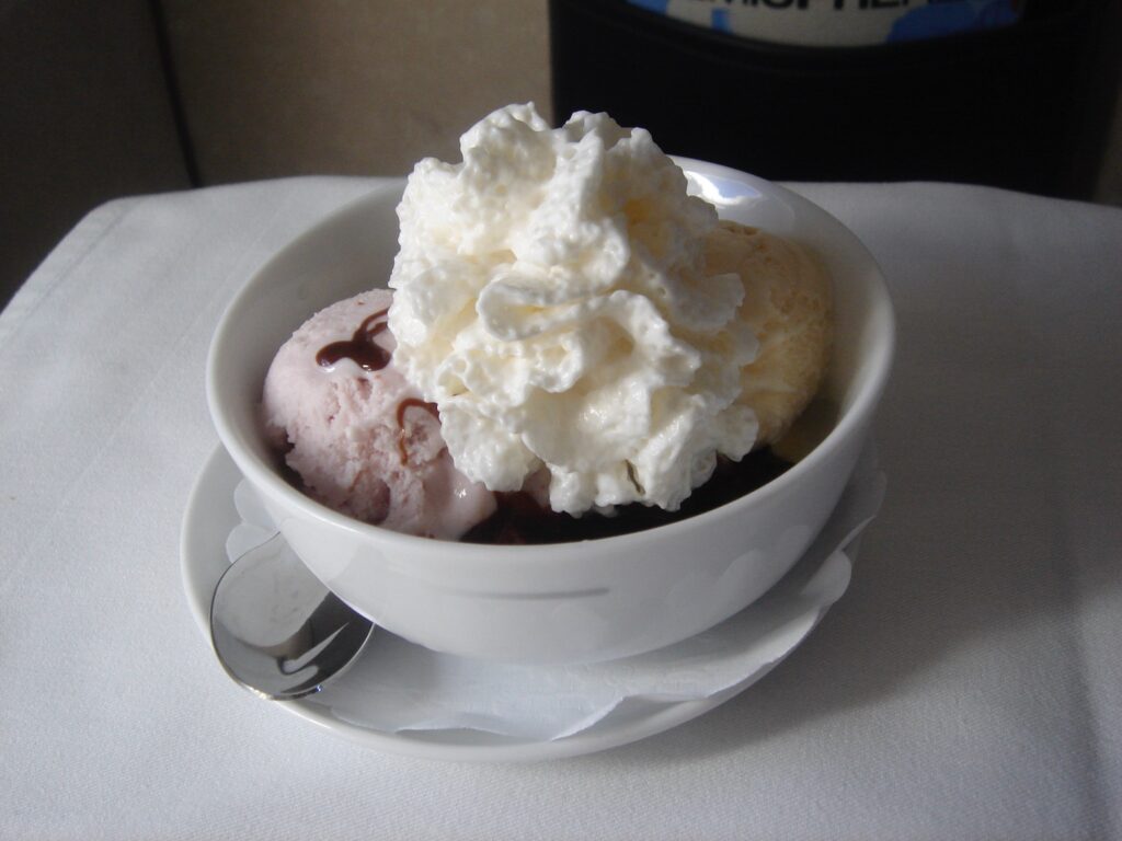 United Airlines Adds New Flavors To Polaris Business Class Ice Cream ...