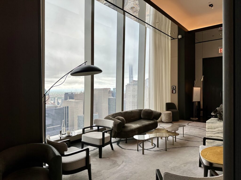 Review: AMEX Centurion New York (Madison Ave & East 42nd St) - Live and ...