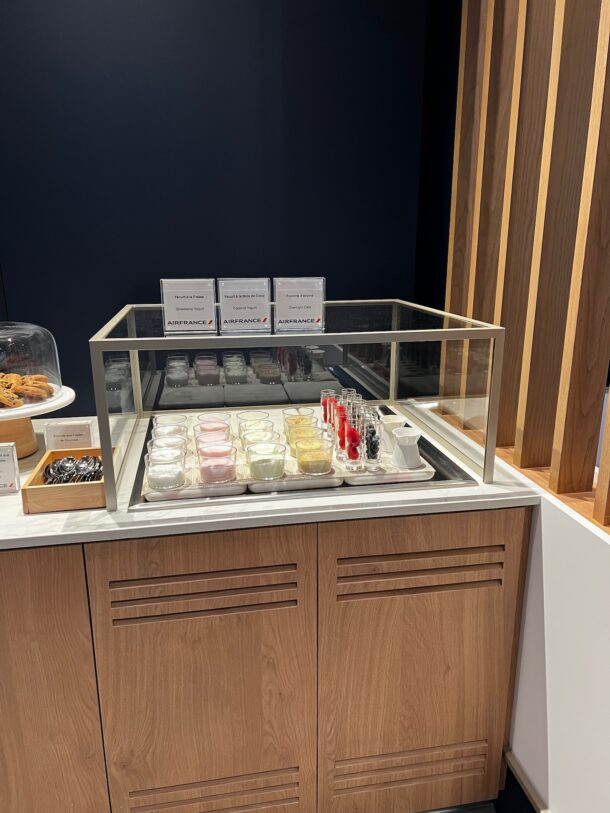 First Look: Beautiful New Air France Lounge At Los Angeles (LAX) - Live ...
