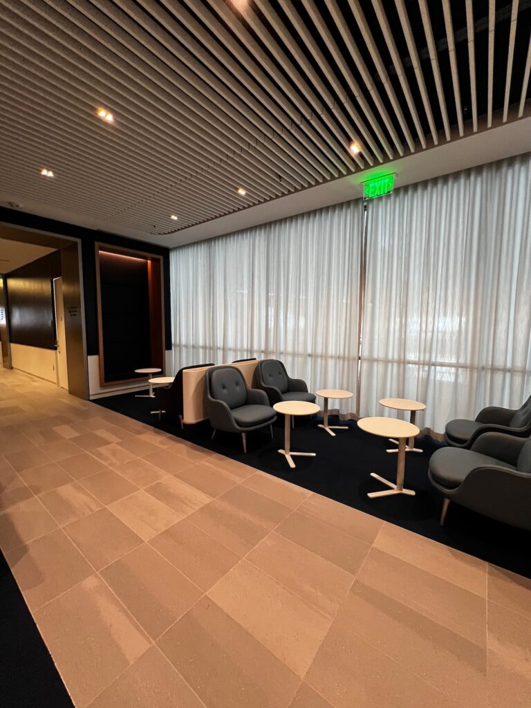 First Look: Beautiful New Air France Lounge At Los Angeles (LAX) - Live and Let's Fly