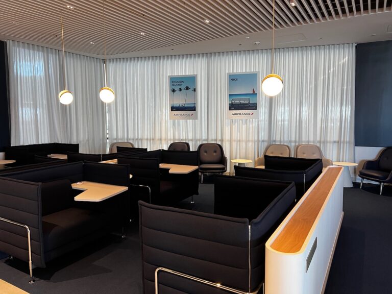 First Look: Beautiful New Air France Lounge At Los Angeles (LAX) - Live and Let's Fly
