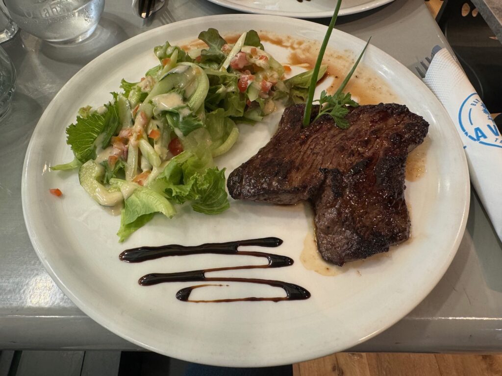 Review: L'Aviation Restaurant - Tahiti Airport (PPT) - Live and Let's Fly
