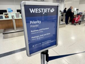 Review: WestJet 737-700 Premium Class - Live and Let's Fly