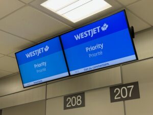 Review: WestJet 737-700 Premium Class - Live and Let's Fly