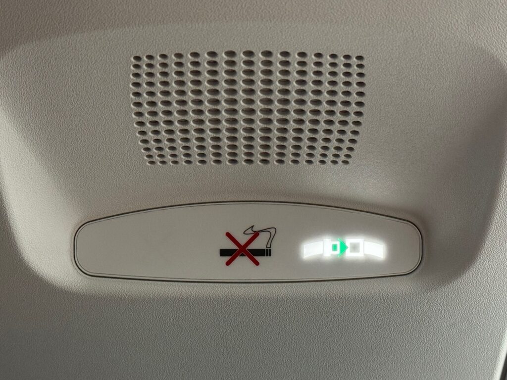 Review: JetBlue A220-300 Economy Class - Live and Let's Fly