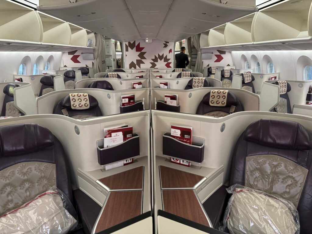 Royally Bad: Royal Air Maroc 787-9 Business Class - Live and Let's Fly