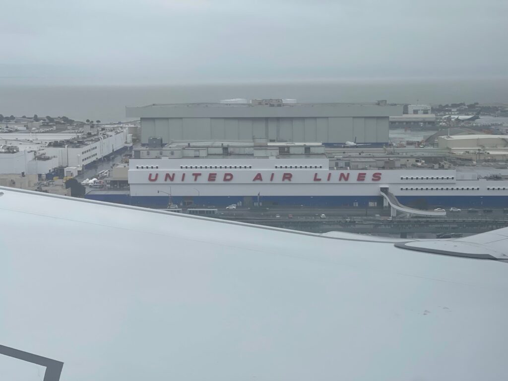 United’s Connection Saver Fails Me In SFO - Live and Let's Fly