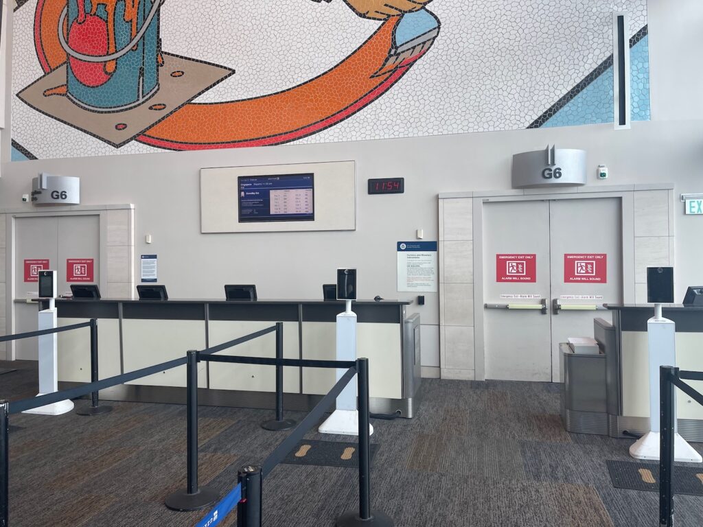 United’s Connection Saver Fails Me In SFO - Live and Let's Fly