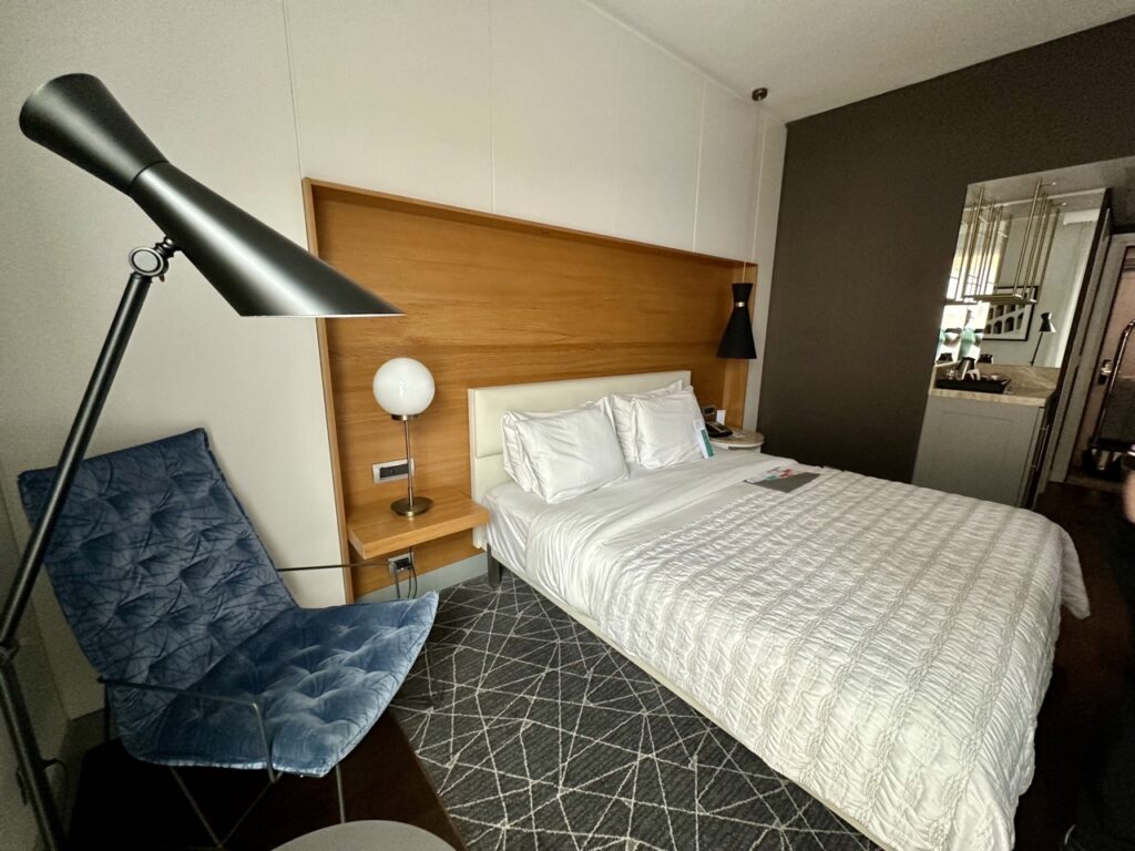 Review: Le Meridien Visconti Rome Hotel - Live and Let's Fly