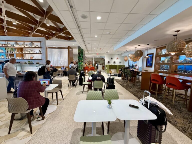 Review: Escape Lounge Fort Lauderdale (American Express) - Live and Let ...