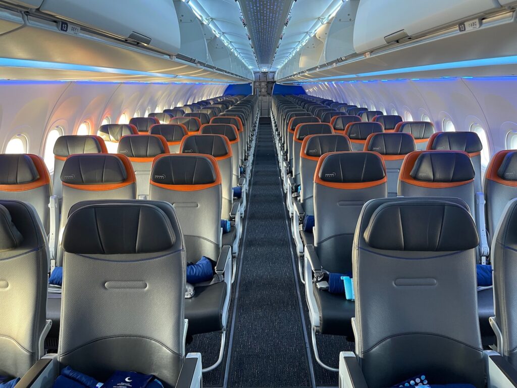 JetBlue A321LR Redeye: Solid, Even In Economy Class - Live and Let's Fly
