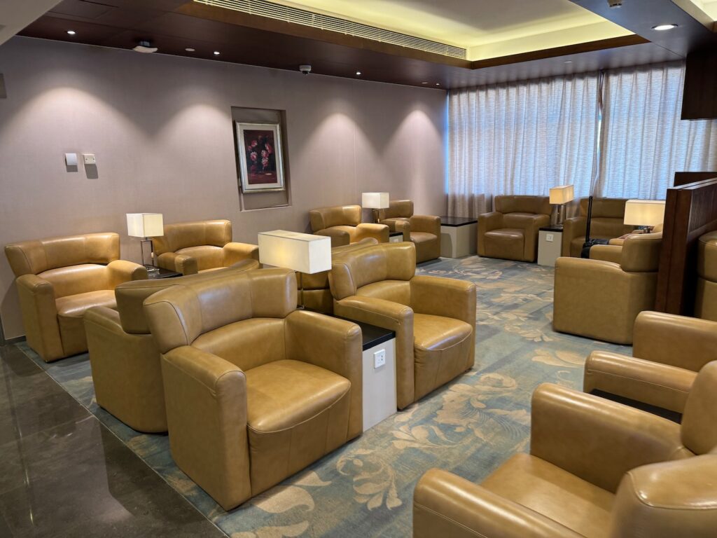 Review: China Eastern Lounge Shanghai (PVG - T1) - Live and Let's Fly