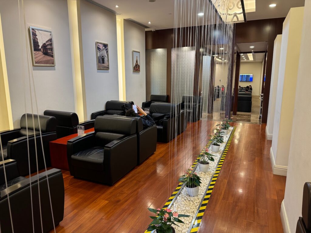 Review: No. 39 VIP Lounge Shanghai (PVG - T1) - Live and Let's Fly