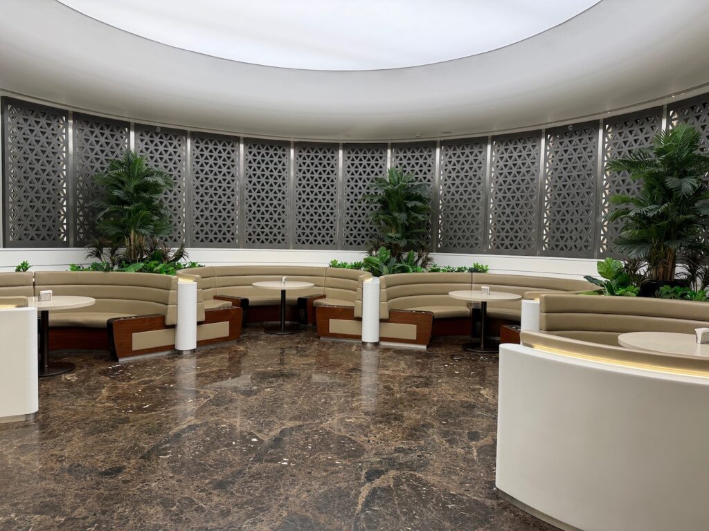 Review: Saudia AlFursan Business Lounge Jeddah (JED) [Very Impressive ...