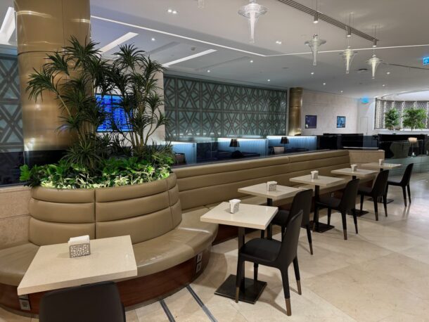 Review: Saudia AlFursan Business Lounge Jeddah (JED) [Very Impressive ...