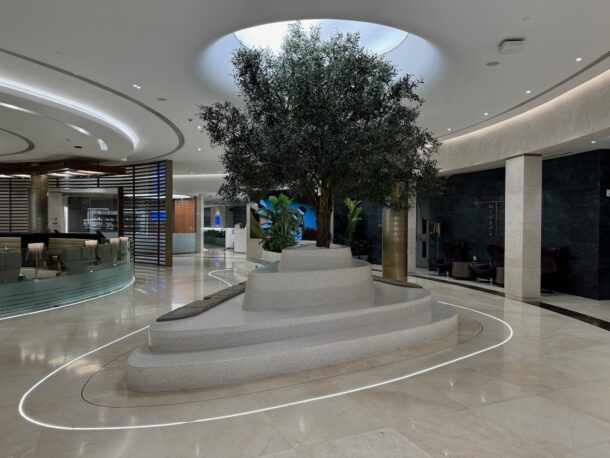 Review: Saudia AlFursan Business Lounge Jeddah (JED) [Very Impressive ...