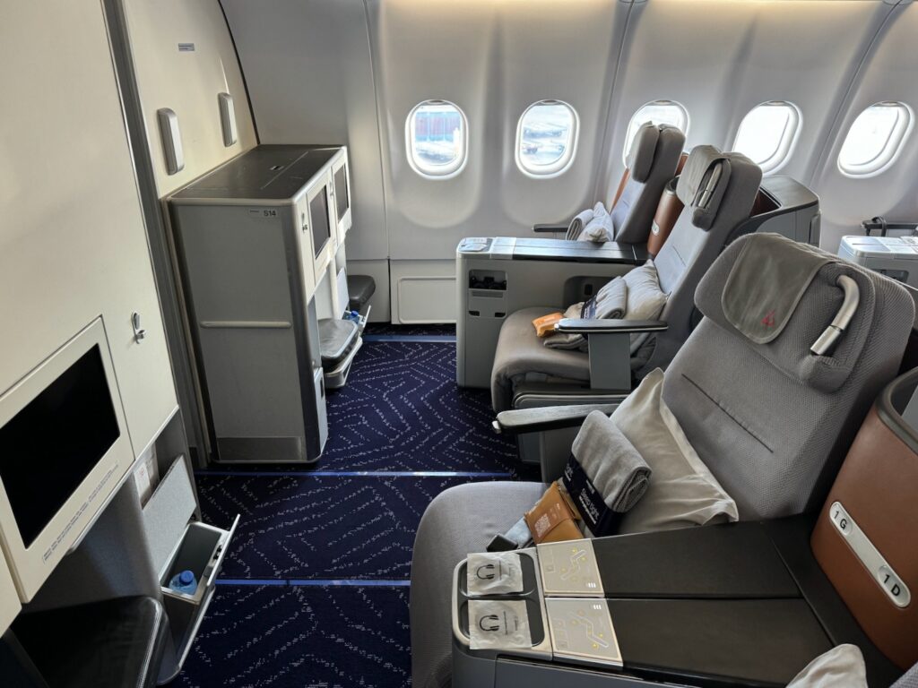 Review: Brussels Airlines A330-300 Business Class - Live and Let's Fly