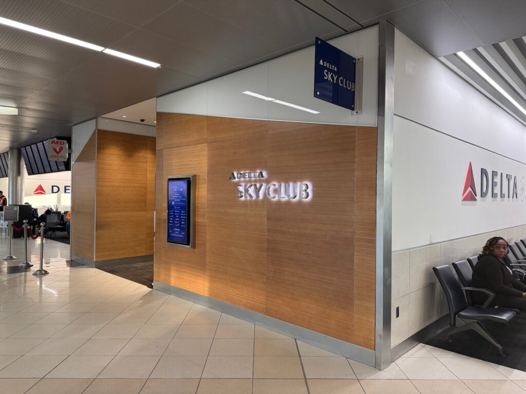 I Visited All 9 Delta Sky Clubs In Atlanta...In 3 Hours! - Live and Let ...