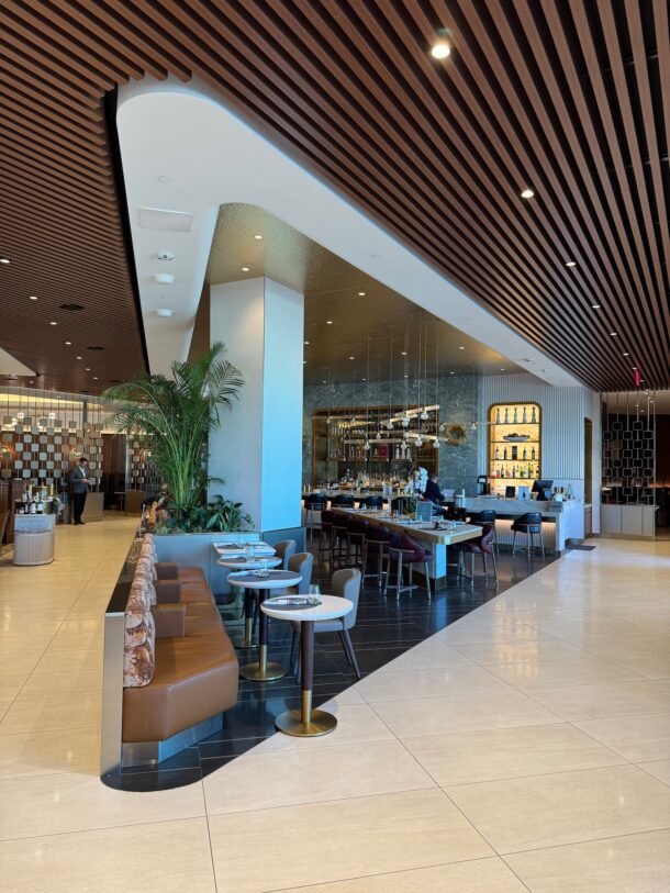 Delta One Lounge LAX Review 2025: Amenities & Experience