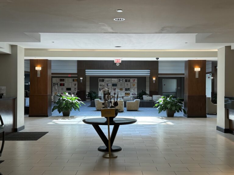 Review: Hyatt Regency Deerfield, Illinois - Live and Let's Fly
