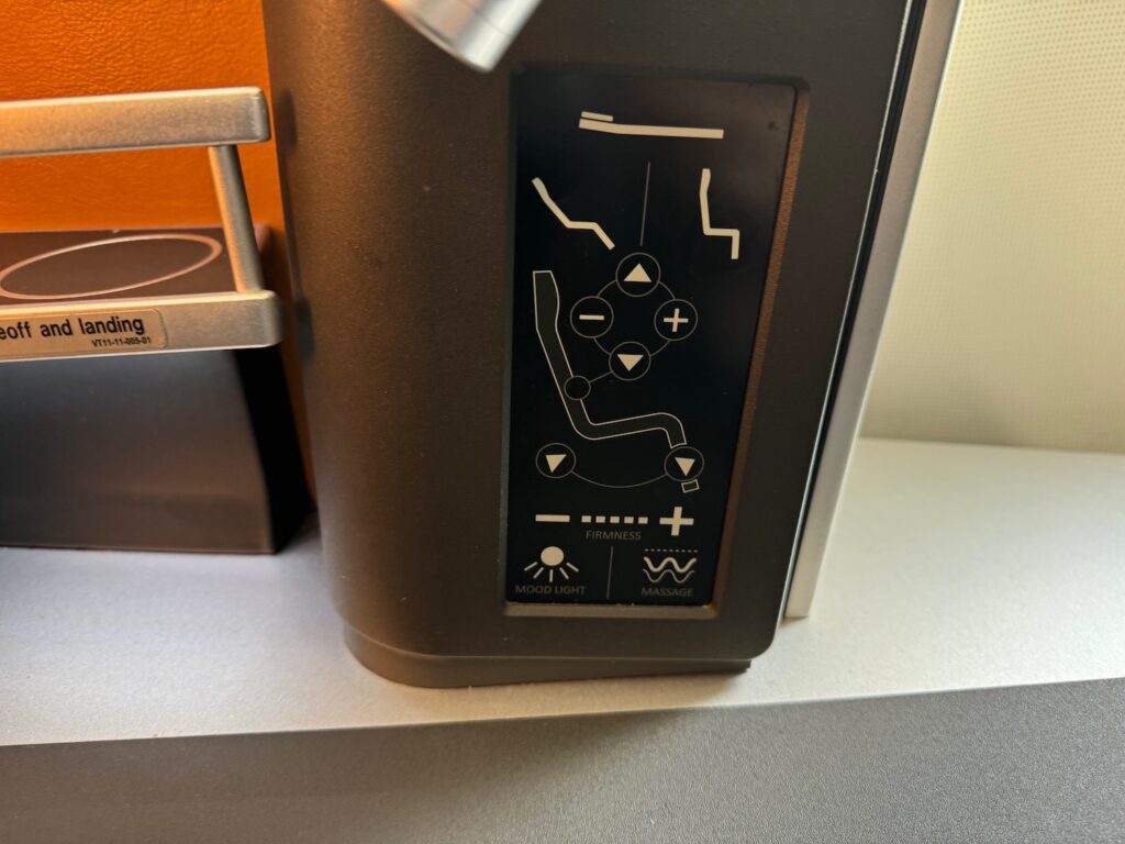 Review: SAS A330-300 Business Class - Live and Let's Fly