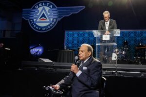 Delta Air Lines Unveils Unique Centennial Livery On A350-900 - Live and ...
