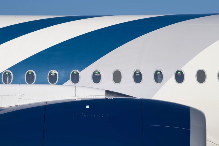 Delta Air Lines Unveils Unique Centennial Livery On A350-900 - Live and ...