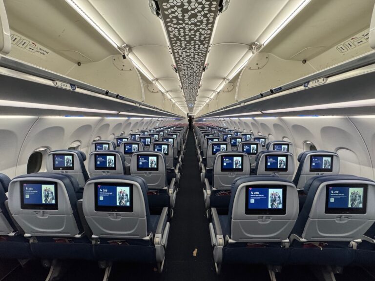 Review: Delta Air Lines A321neo Economy Class - Live and Let's Fly