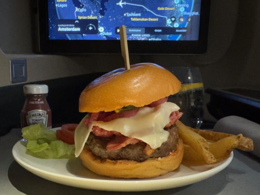The Best Airplane Burger I’ve Ever Eaten — And Yes, It Comes With Fries ...