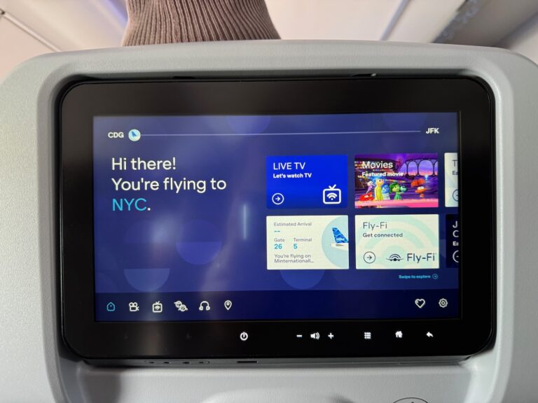 Review: JetBlue A321LR Economy Class (Paris - New York) - Live and Let ...