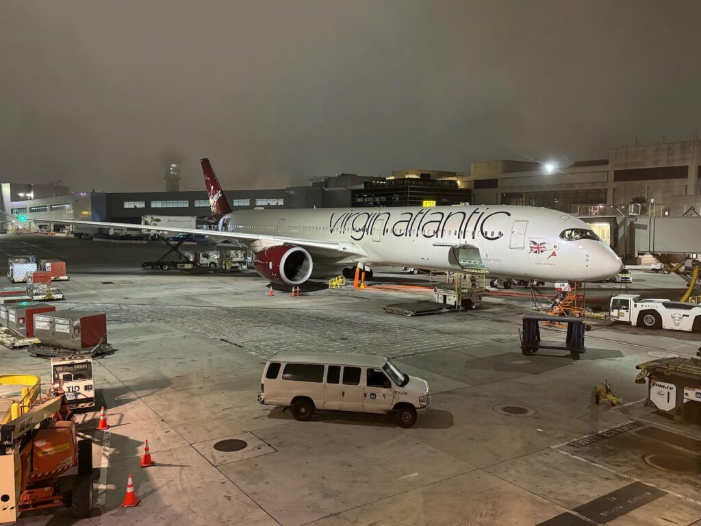 Review: Virgin Atlantic A350-1000 Economy Class - Live and Let's Fly