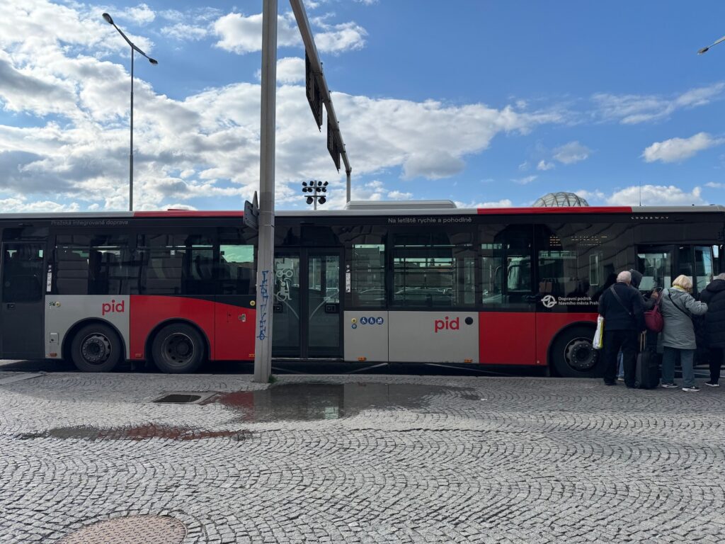 Better Than Uber: Express Bus From Prague City Center To Airport - Live ...