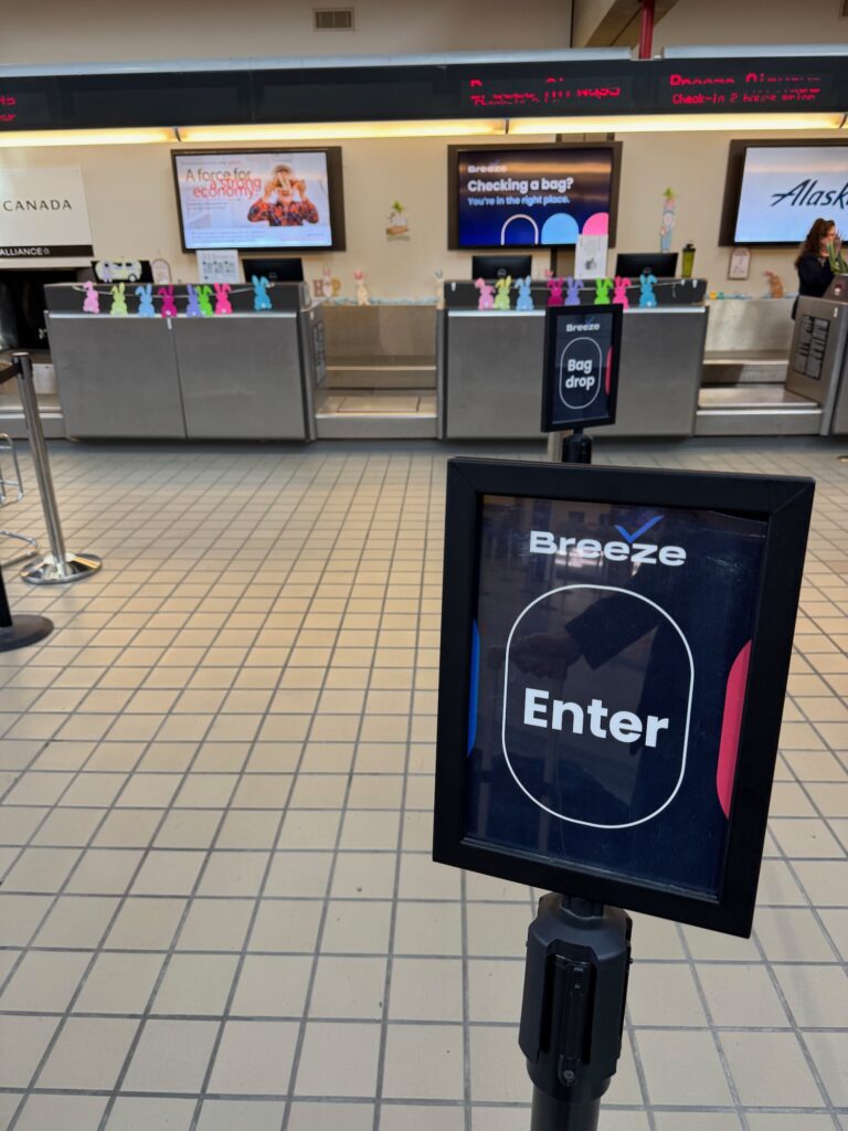 Review: Breeze Airways A220-300 Ascent Class Pittsburgh - Los Angeles ...