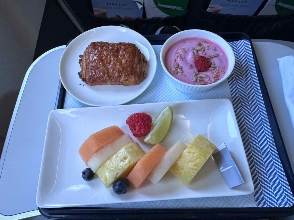 British Airways Eliminates Hot Breakfast In Business Class, Offers Cold ...
