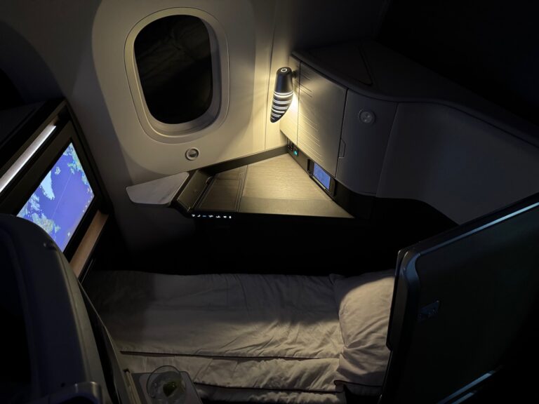Review: American Airlines' New "78P" Business Class (Chicago - London ...