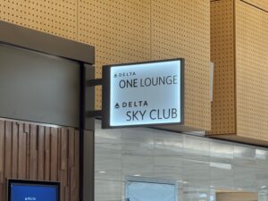 Review: Delta One Lounge Seattle (SEA) - Live and Let's Fly